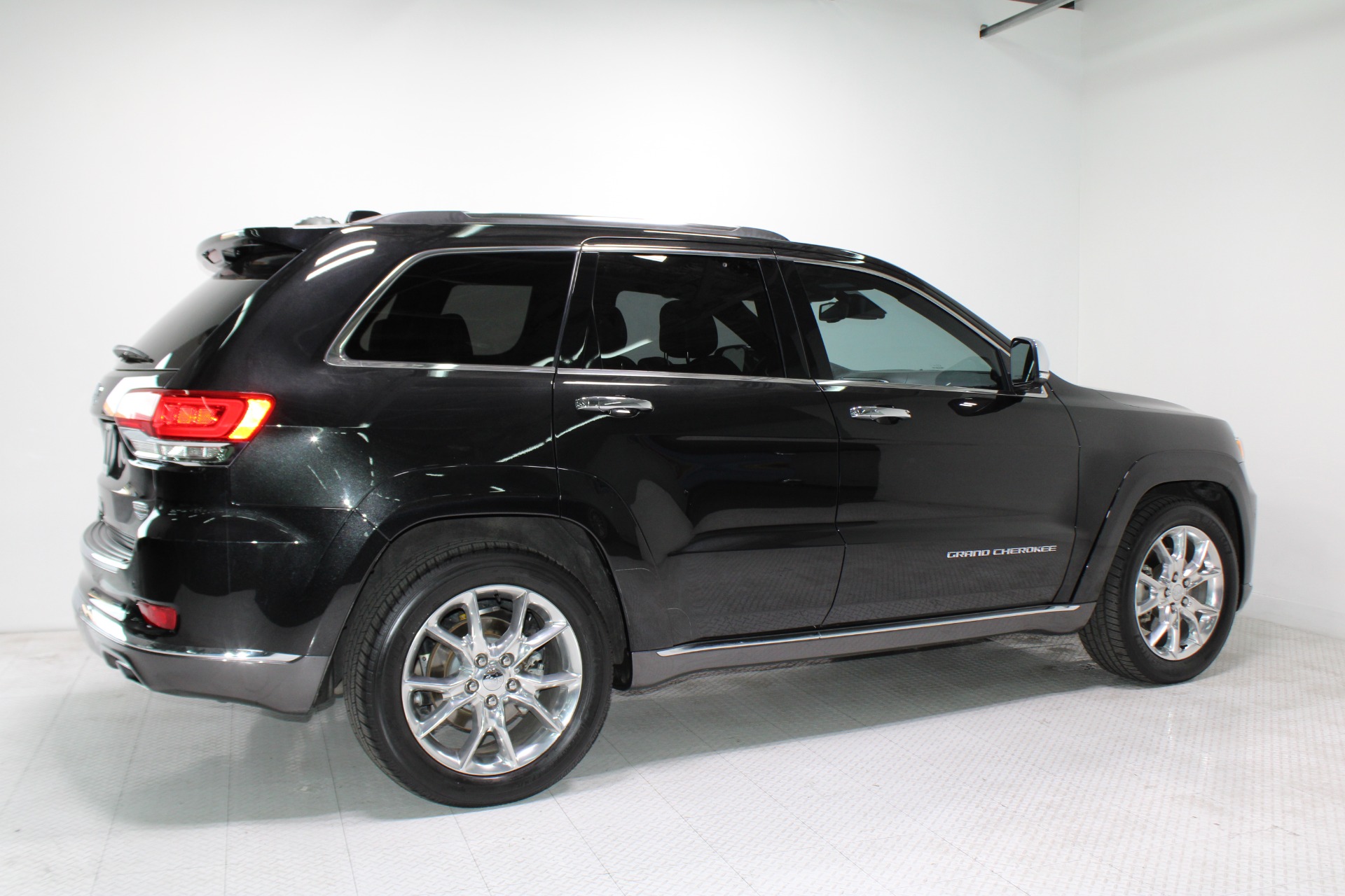 2014 Jeep Grand Cherokee Summit 4X4 5.7L Hemi V8 Stock # P1397 for sale ...